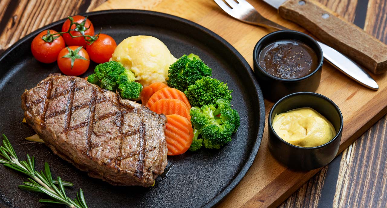 Café 2000 | Seafood Buffet & High Tea Restaurant in Singapore